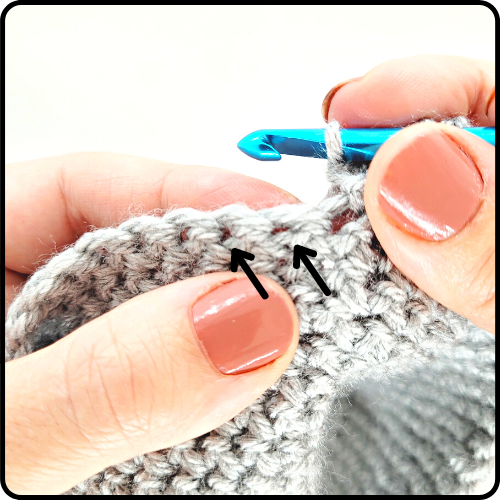 Invisible slip stitch 2 together – Julivia