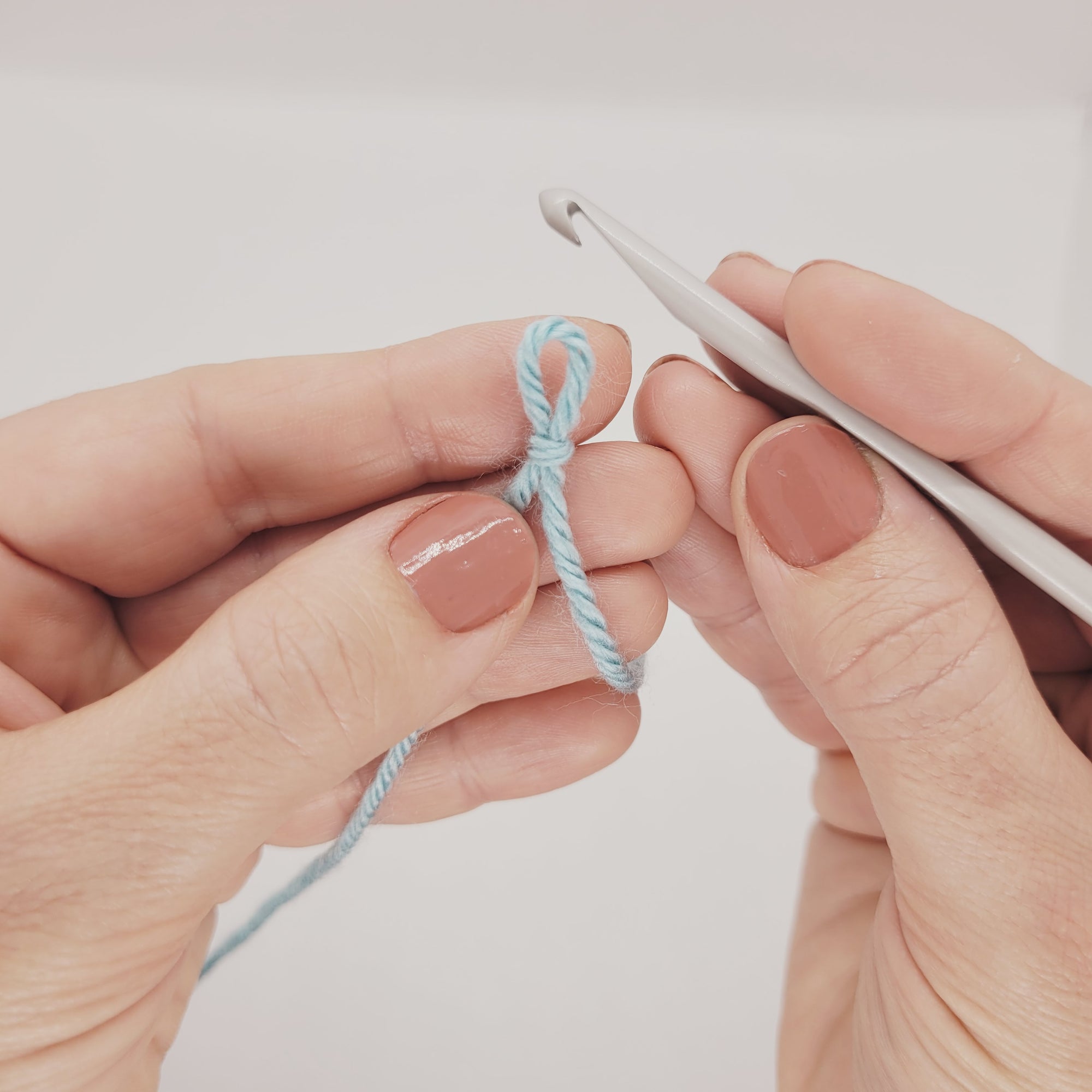 Surface slip stitch – Julivia